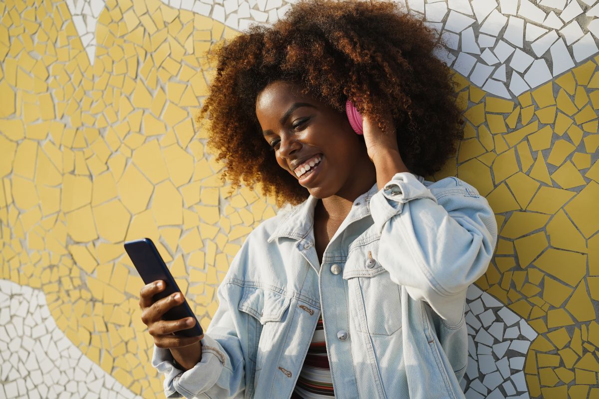 The Rainbow Connection: Full Guide to Dating South African Women