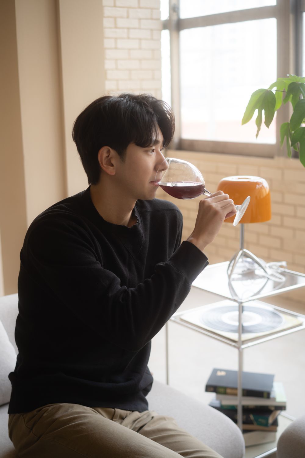 Guide to Men From South Korea: What to Expect When Dating One