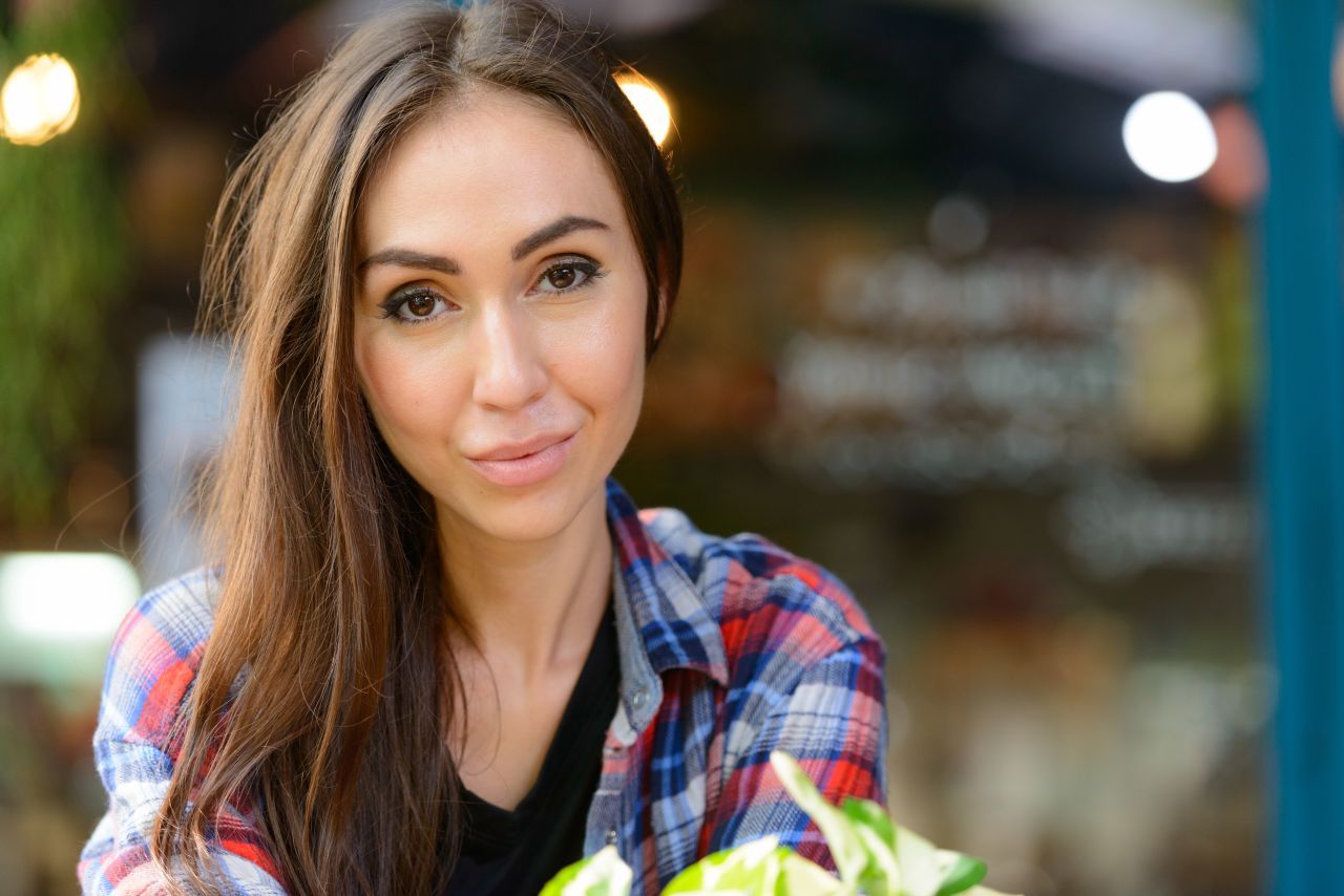 Guide to Dating Albanian Women: Looks, Personality & What to Expect